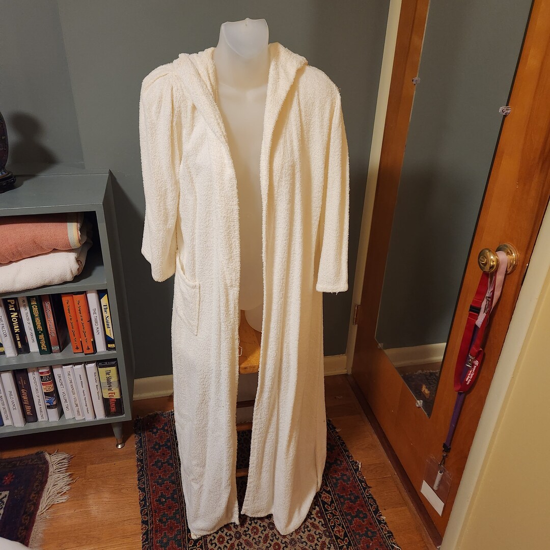 White Terry Cloth Vintage Robe With Hood and Pockets - Etsy