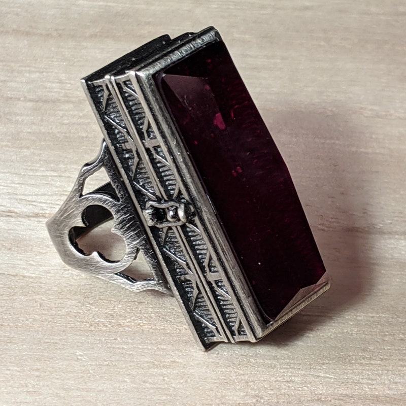 Poison Ring - Etsy