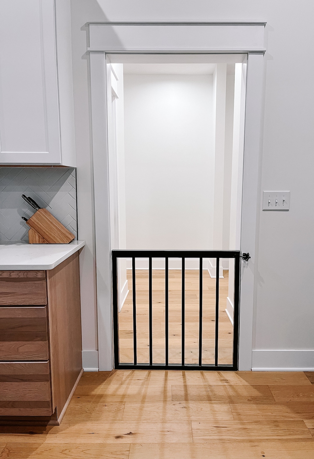 Custom Black Round Spindle Wooden Gate | Baby Gate | Stairway Gate ...