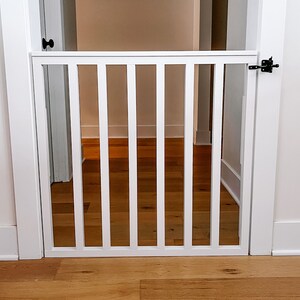 Custom Spindle Wooden Gate | Baby Gate | Stairway Gate| White Wooden ...