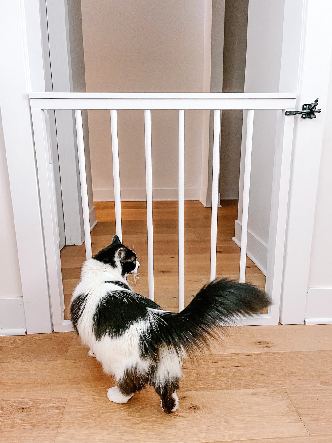 Custom Round Spindle Wooden Gate | Baby Gate | Stairway Gate| White ...