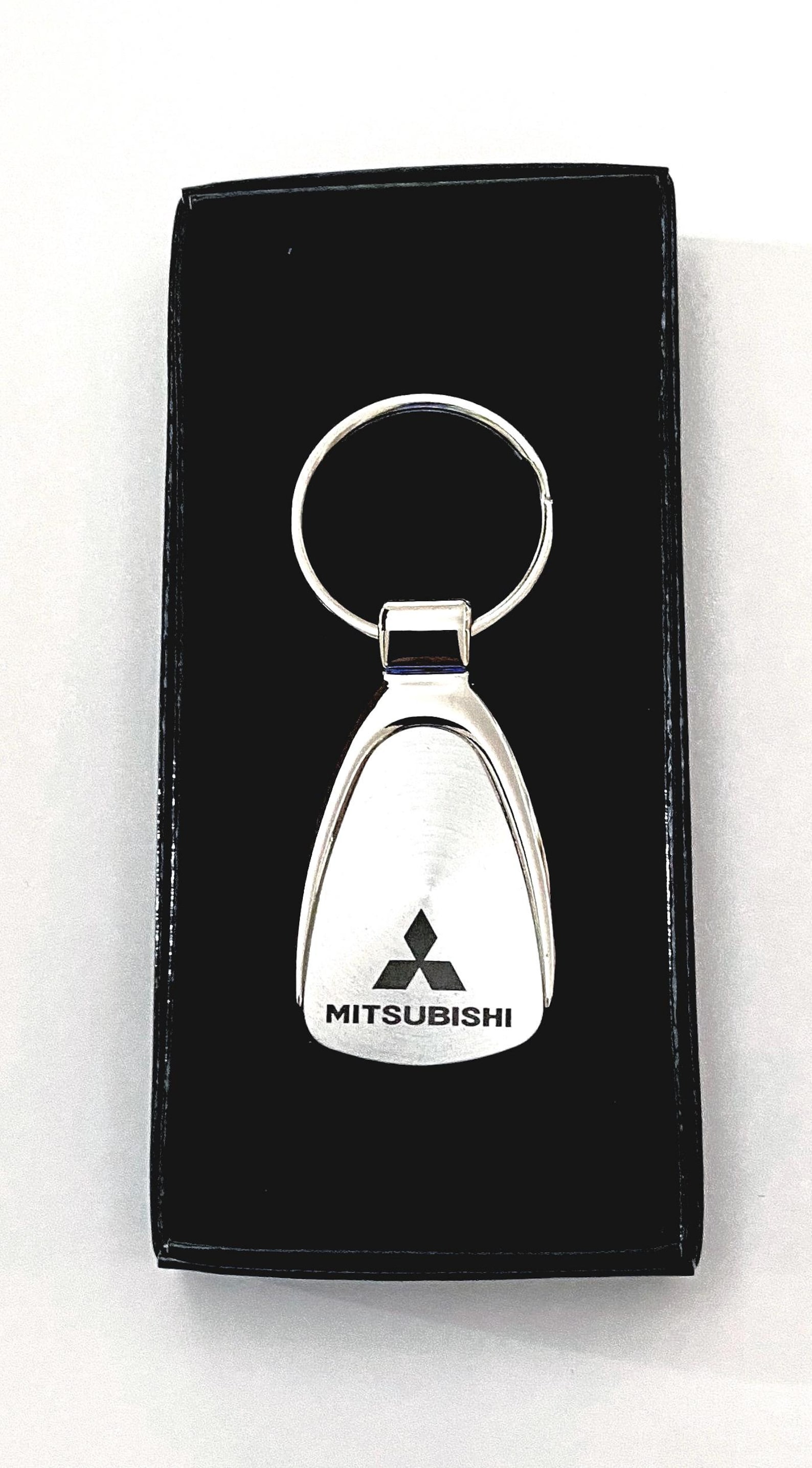 Personalized Mitsubishi Keychain, Chrome Metal, Engraved Car Logo - Etsy
