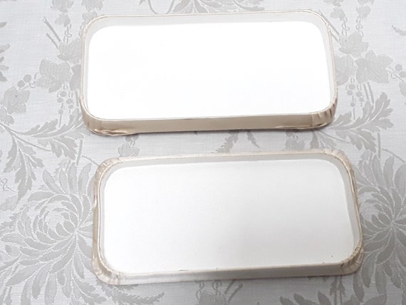 Antique French silk covered chocolate box, stocking b… - Gem