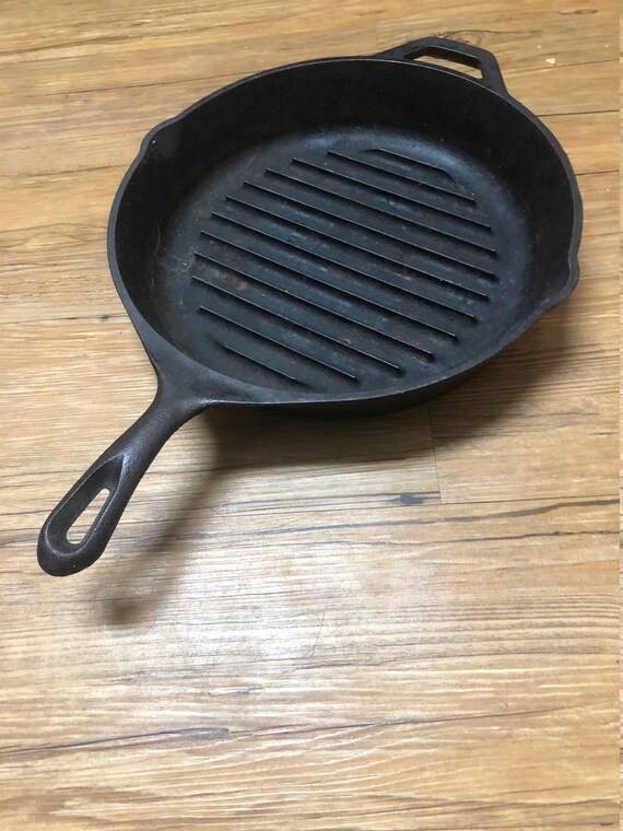 Antique Cast Iron Skillet | Etsy