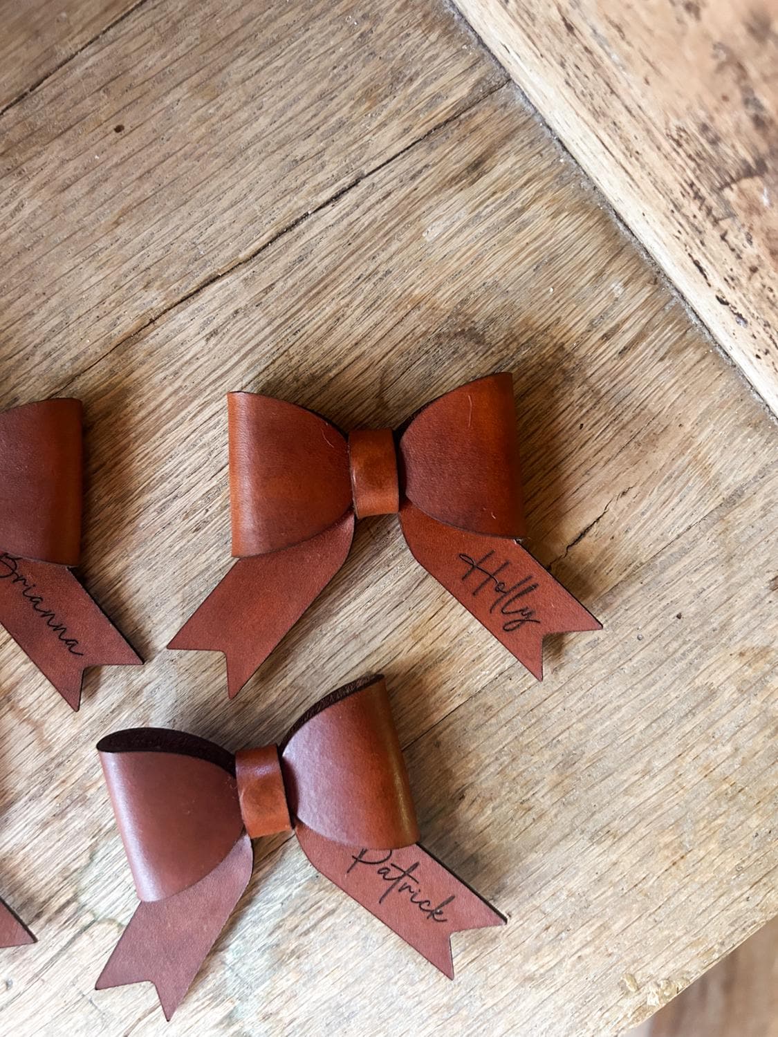 Personalized Leather Bow: Handmade Vegetable-tanned Decoration - Etsy