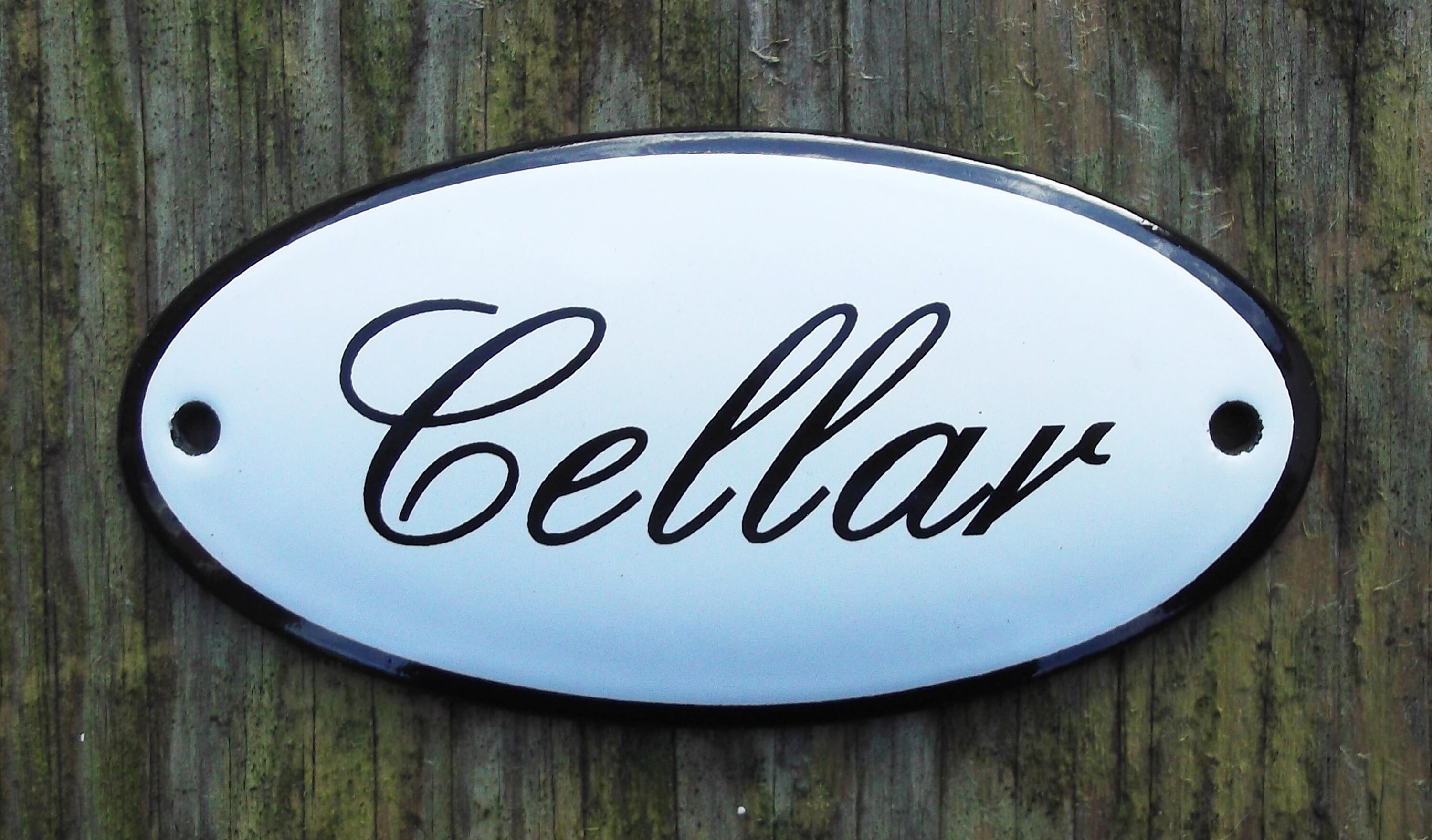Classic Enamel Cellar Sign. Black Text on a White Background. 10x5cm ...