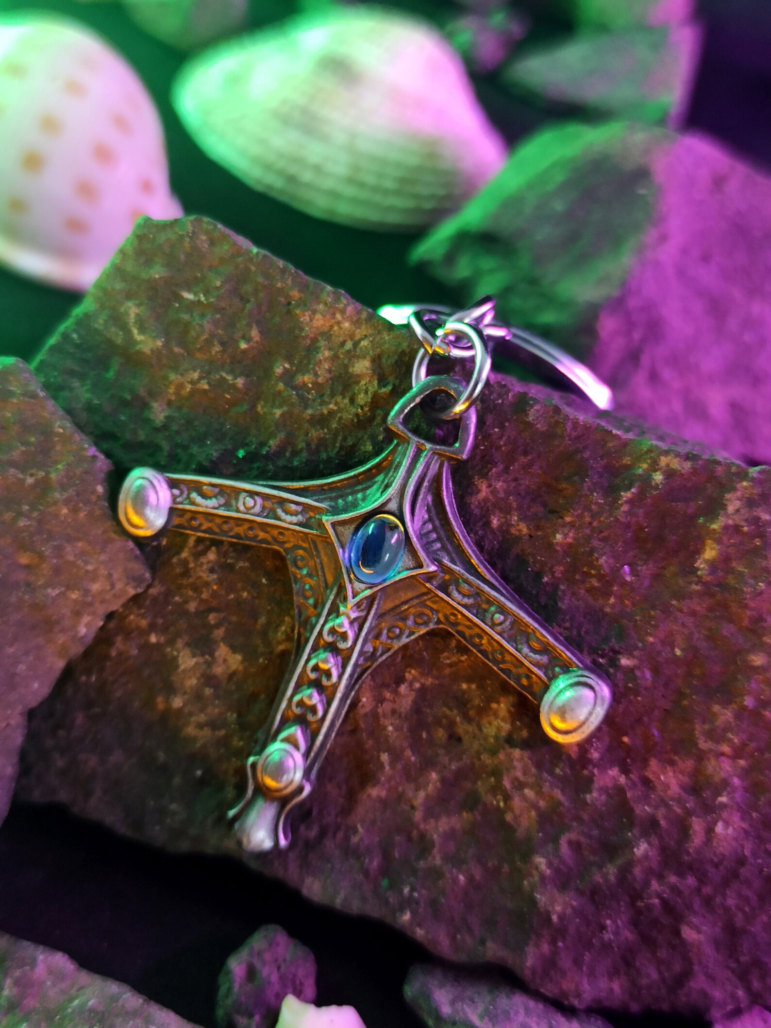 Bloodborne Necklace Sword Hunter Badge Keychain Bloodborne - Etsy