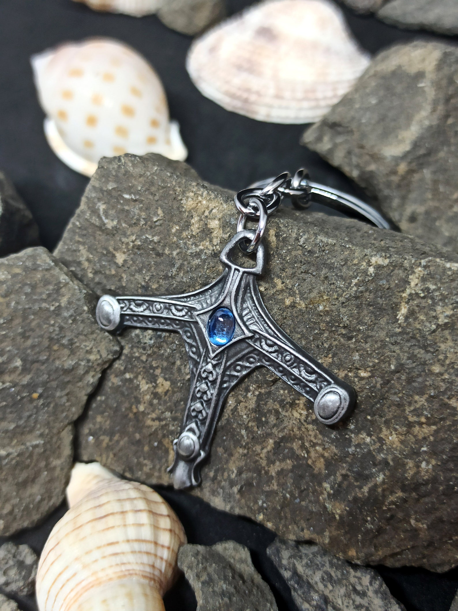 Bloodborne Necklace Sword Hunter Badge Keychain Bloodborne - Etsy
