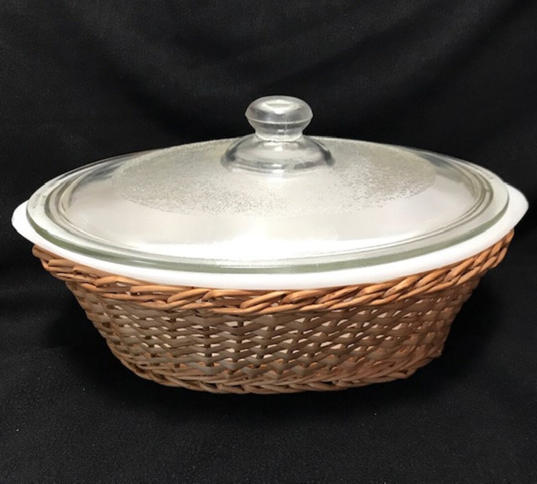 Glasbake Oval White Casserole Baking Dish Clear Lid Wicker Basket 1 Qt ...