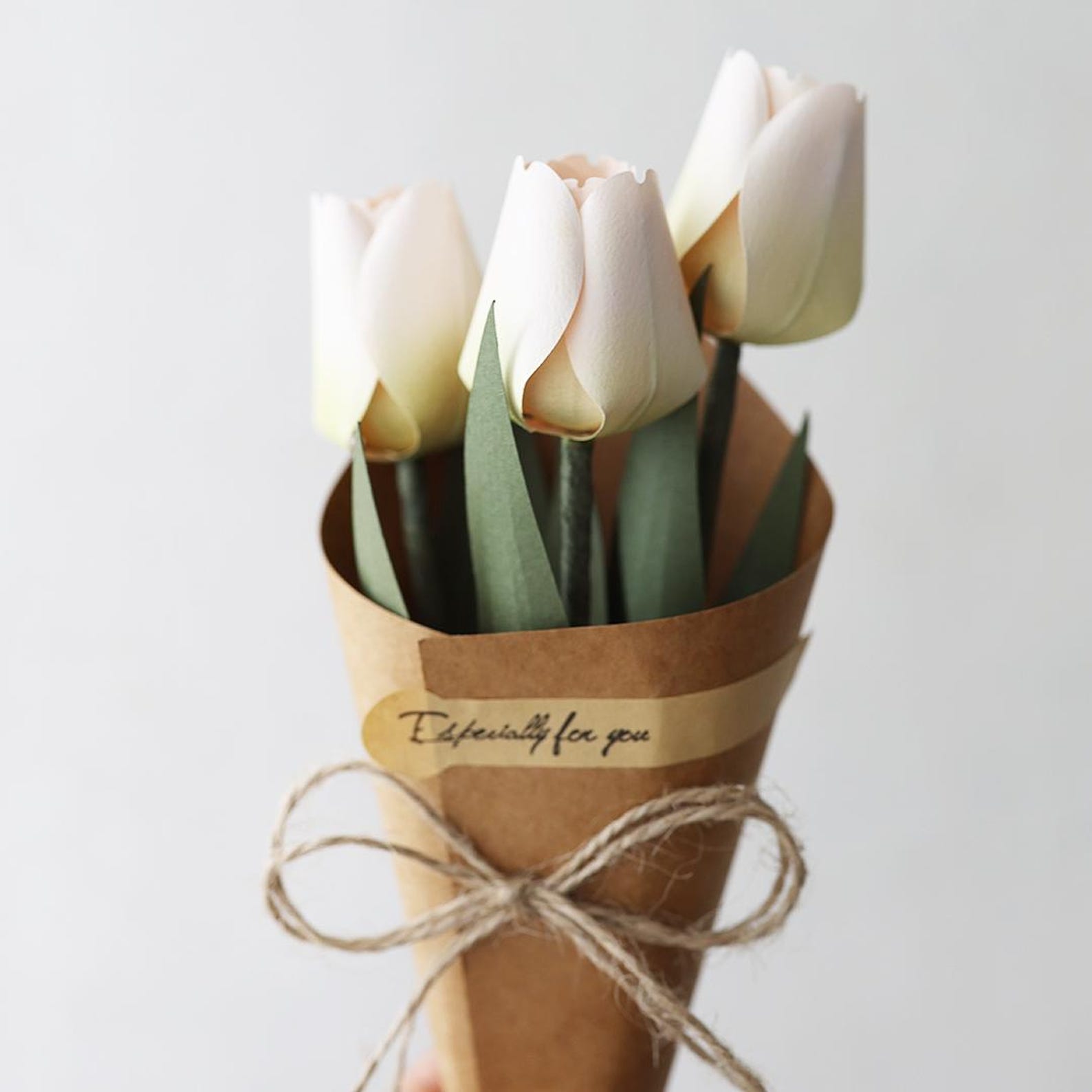 DIY Crepe Paper Tulip Kit – Make 3 Stunning Tulips With Flower Wrapping ...