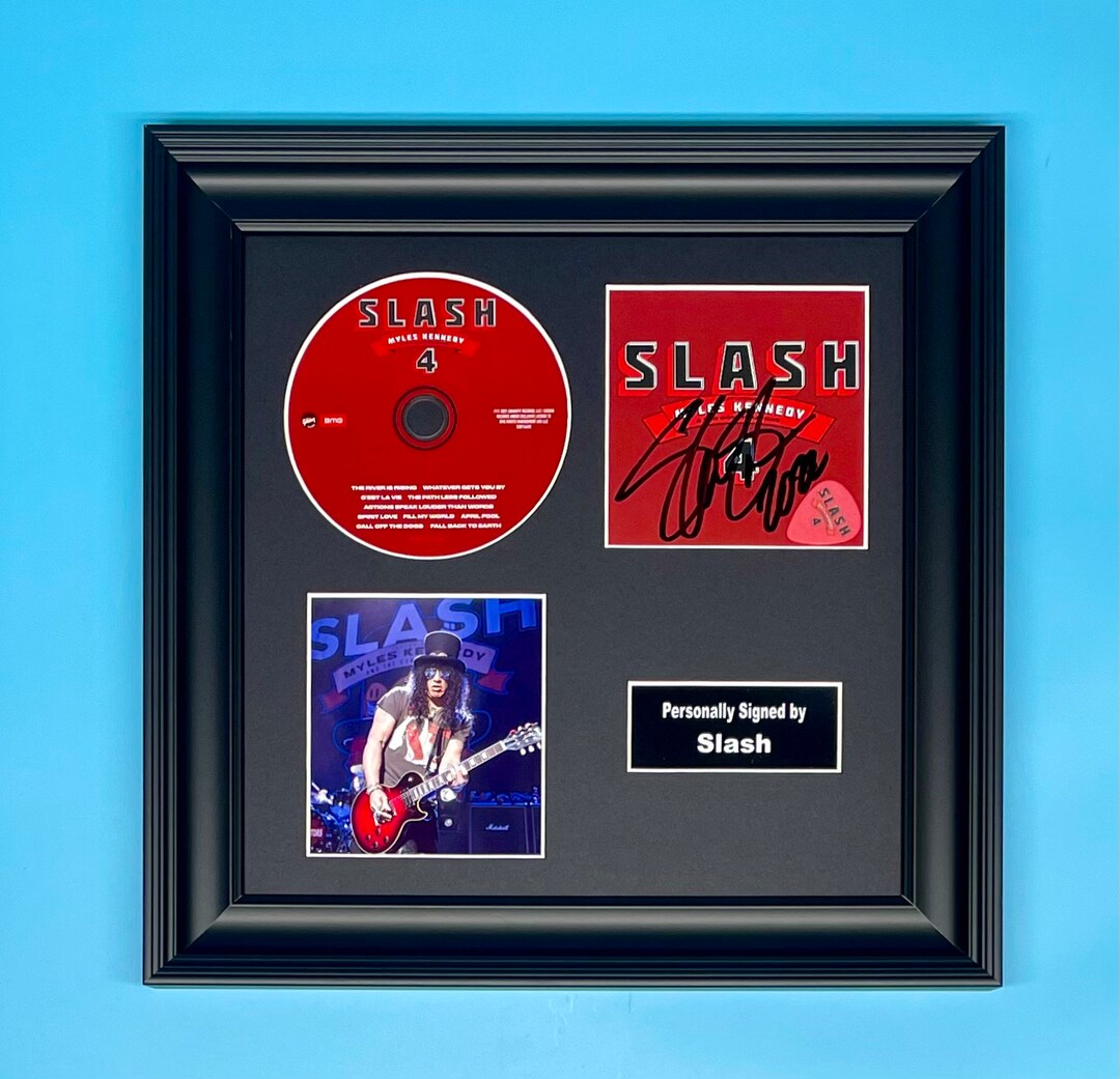 Slash Signed Photo & CD With Exclusive Guitar Plectrum in Luxury ...