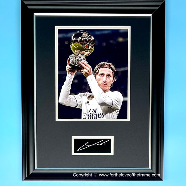 Real Madrid Signed Photo Frame - Etsy