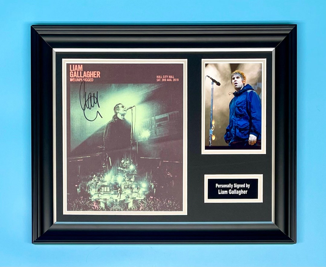Liam Gallagher Signed Photo in Luxury Handmade Wooden Frame With AFTAL ...