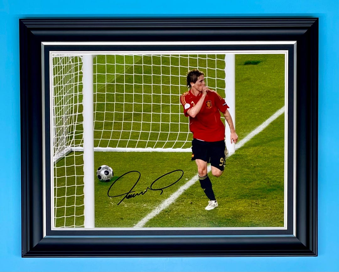 Fernando Torres Signed Photo in Luxury Handmade Wooden Frame & AFTAL ...