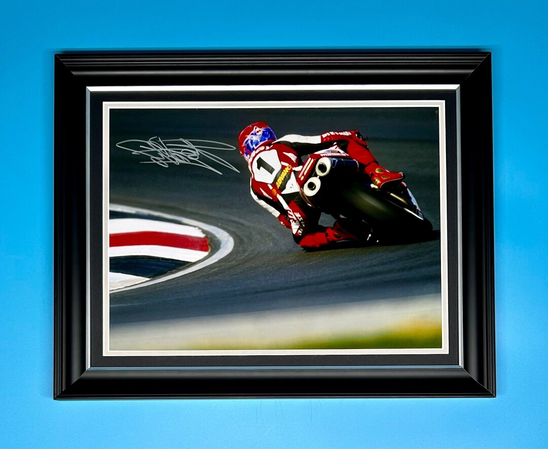 Carl Fogarty Signed Photo in Luxury Handmade Wooden Frame & AFTAL ...