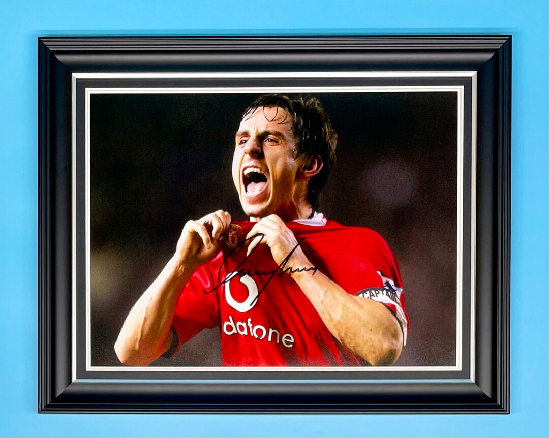 Gary Neville Signed Photo in Luxury Handmade Wooden Frame & AFTAL ...