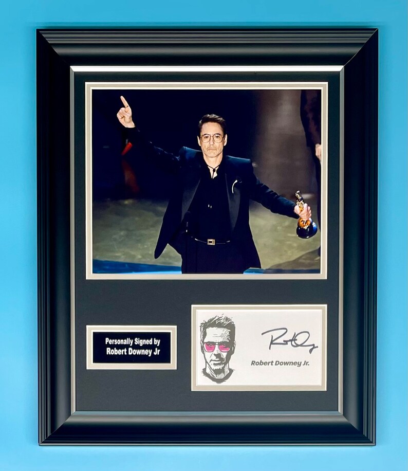 Robert Downey Jr Signed Photo in Luxury Handmade Wooden Frame &AFTAL ...