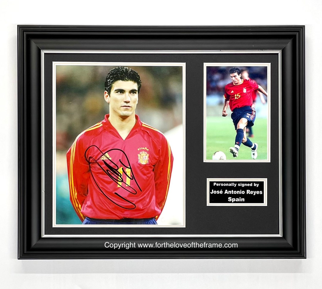 Jose Antonio Reyes Signed Autograph Football Soccer Memorabilia Spain ...