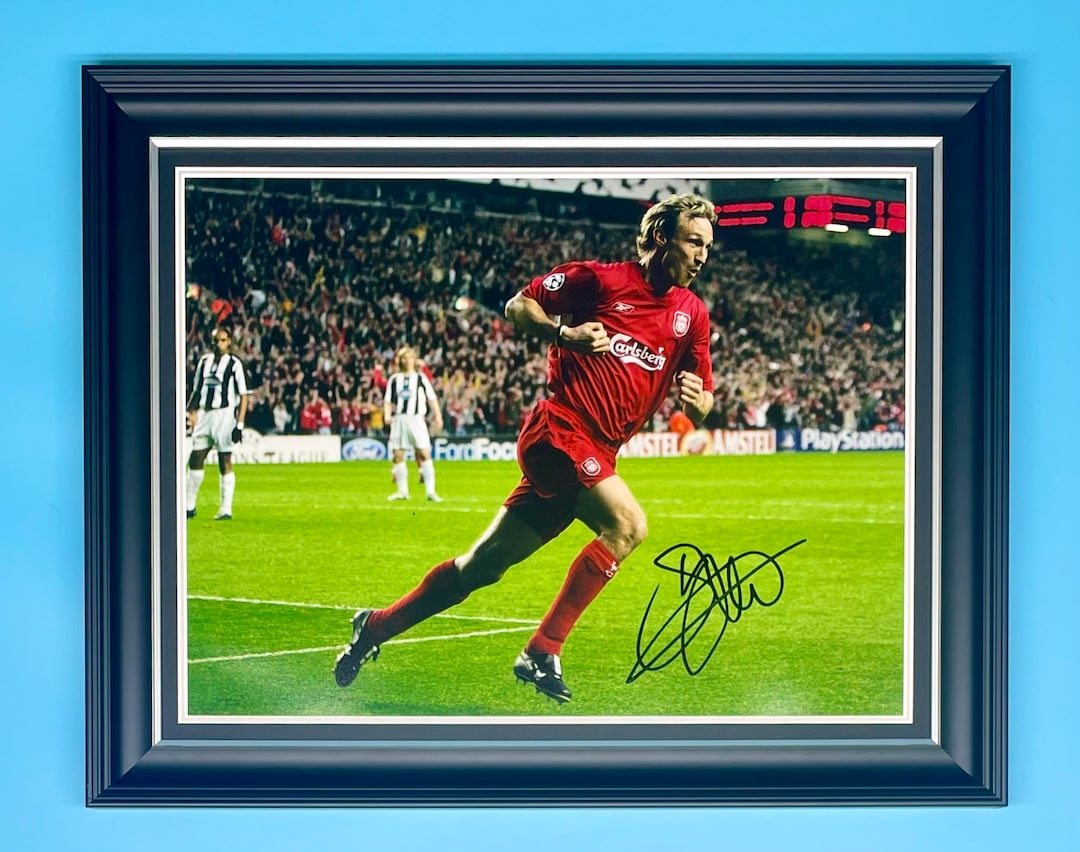 Sami Hyypia Signed Photo in Luxury Handmade Wooden Frame & AFTAL Member ...