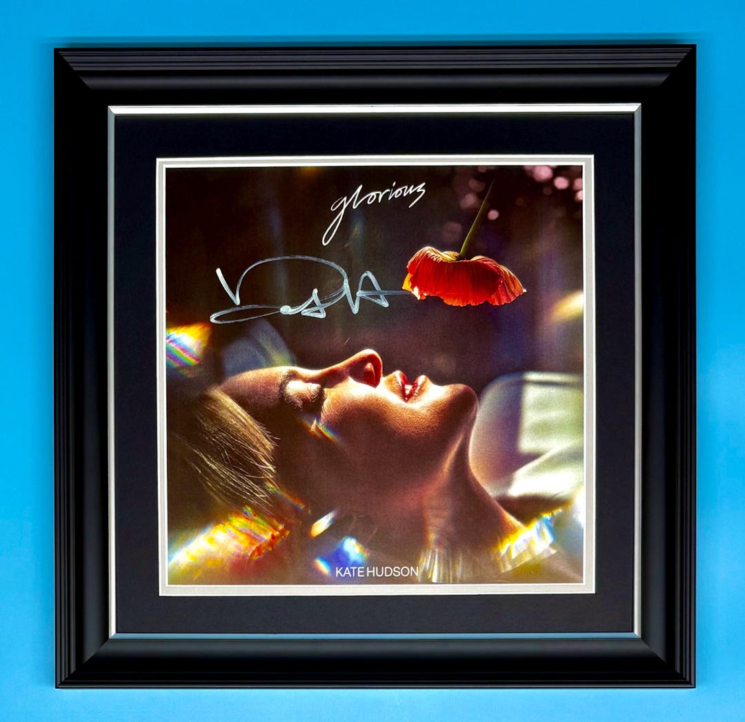 Kate Hudson Signed Photo in Luxury Handmade Wooden Frame & AFTAL Member ...