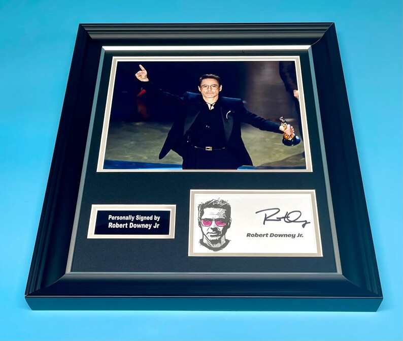 Robert Downey Jr Signed Photo in Luxury Handmade Wooden Frame &AFTAL ...