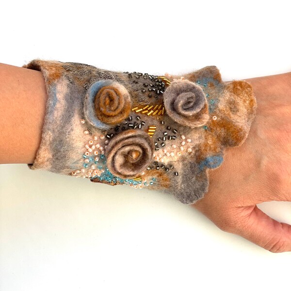 Felt Bracelet - Etsy