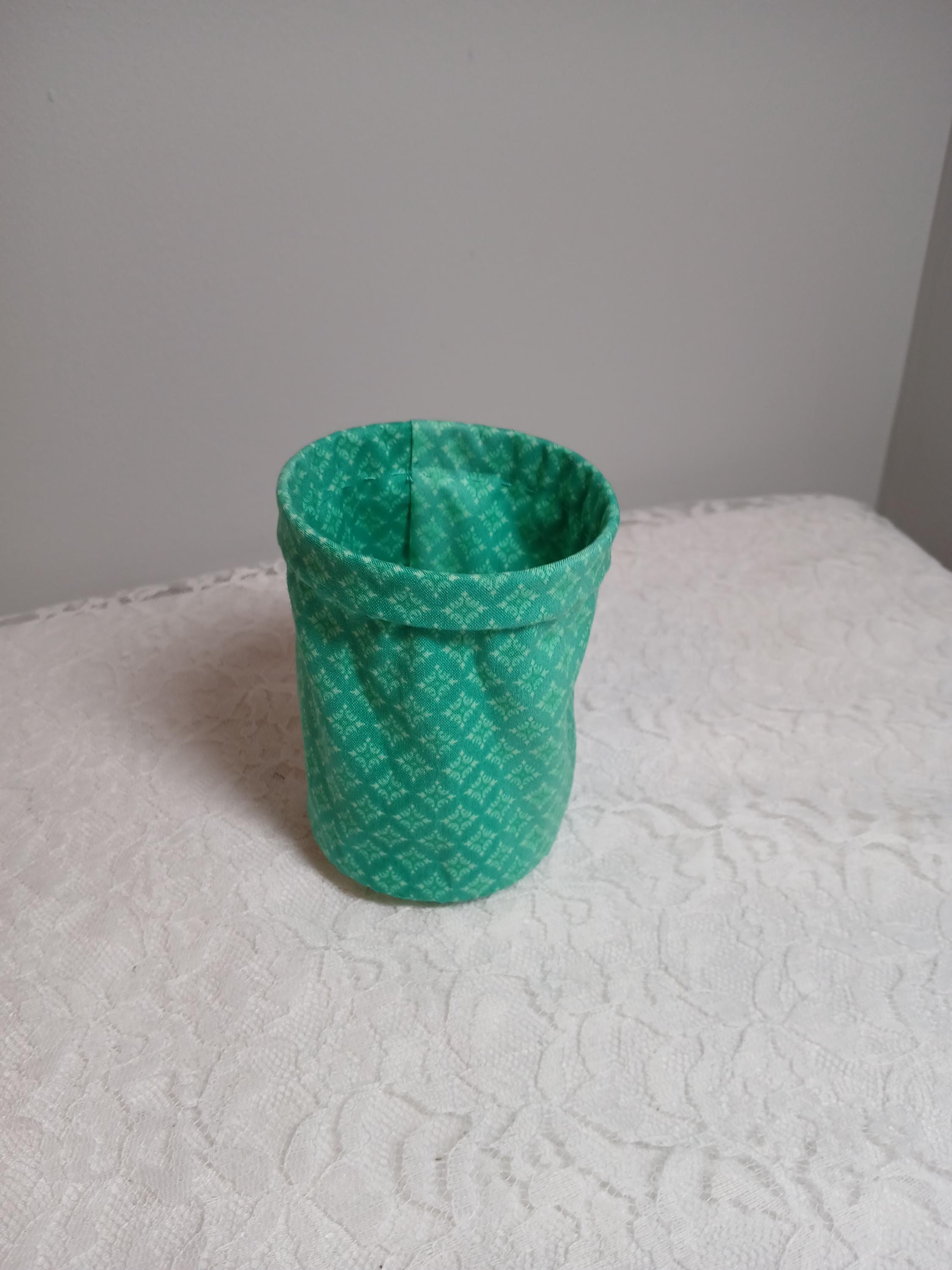 Hand Sewn Twist ORT Catcher: Collapsible Travel Thread Catcher - Etsy
