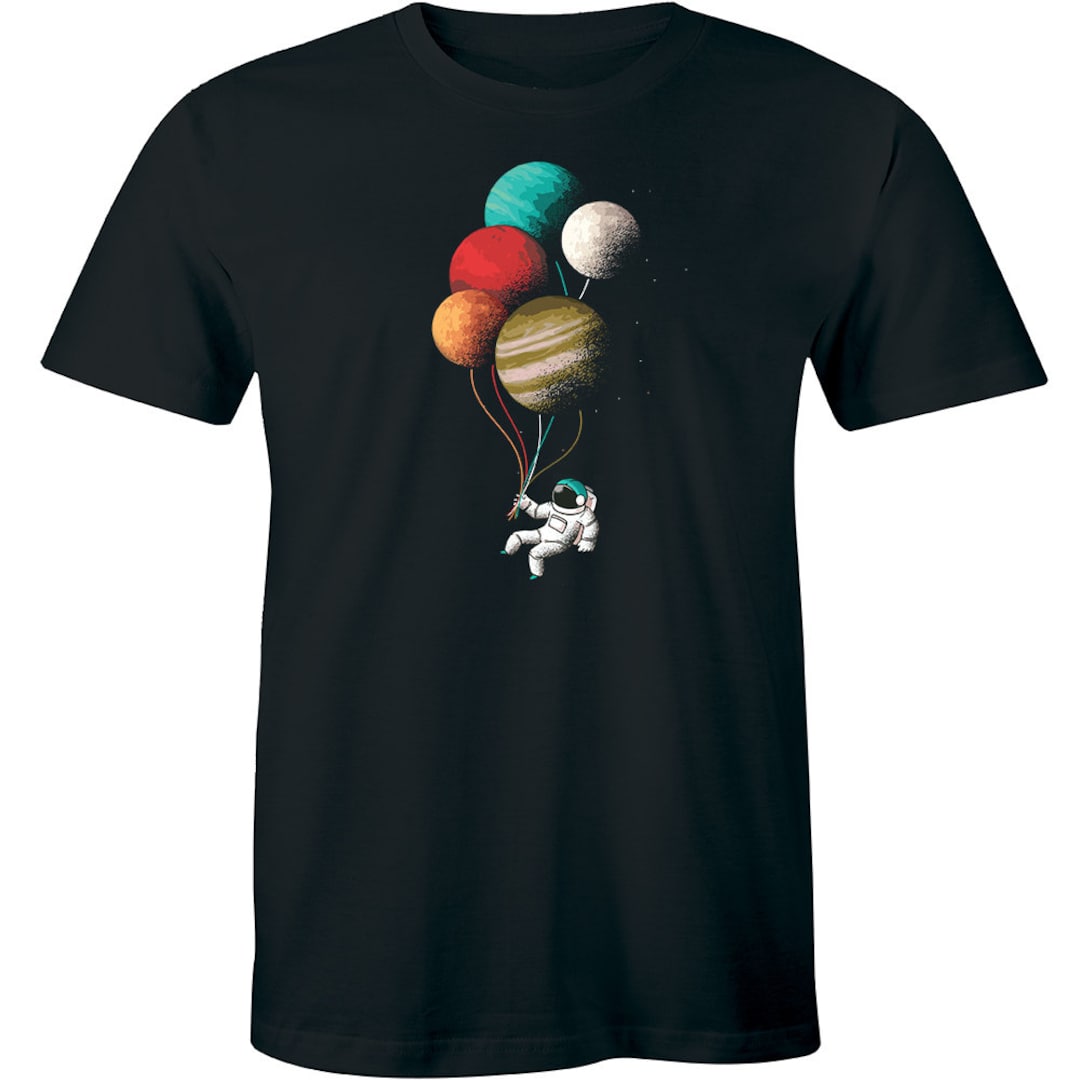 Astronaut Cosmonaut Holding Planet Moon Balloons Men's T-shirt Gift Tee ...