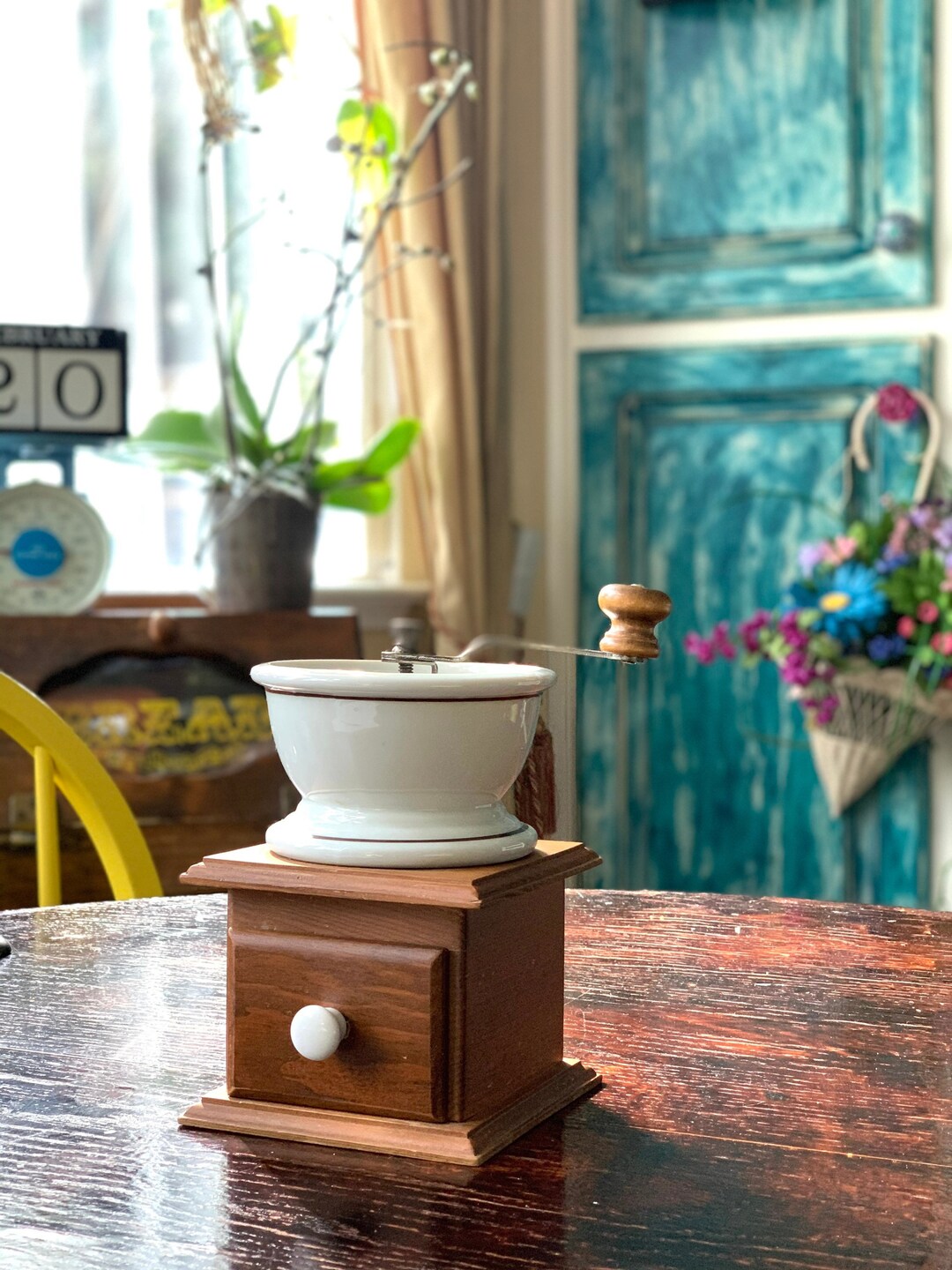 Vintage 1982 Coffee Grinder, 1980's Coffee Bean Grinder, Old Style ...