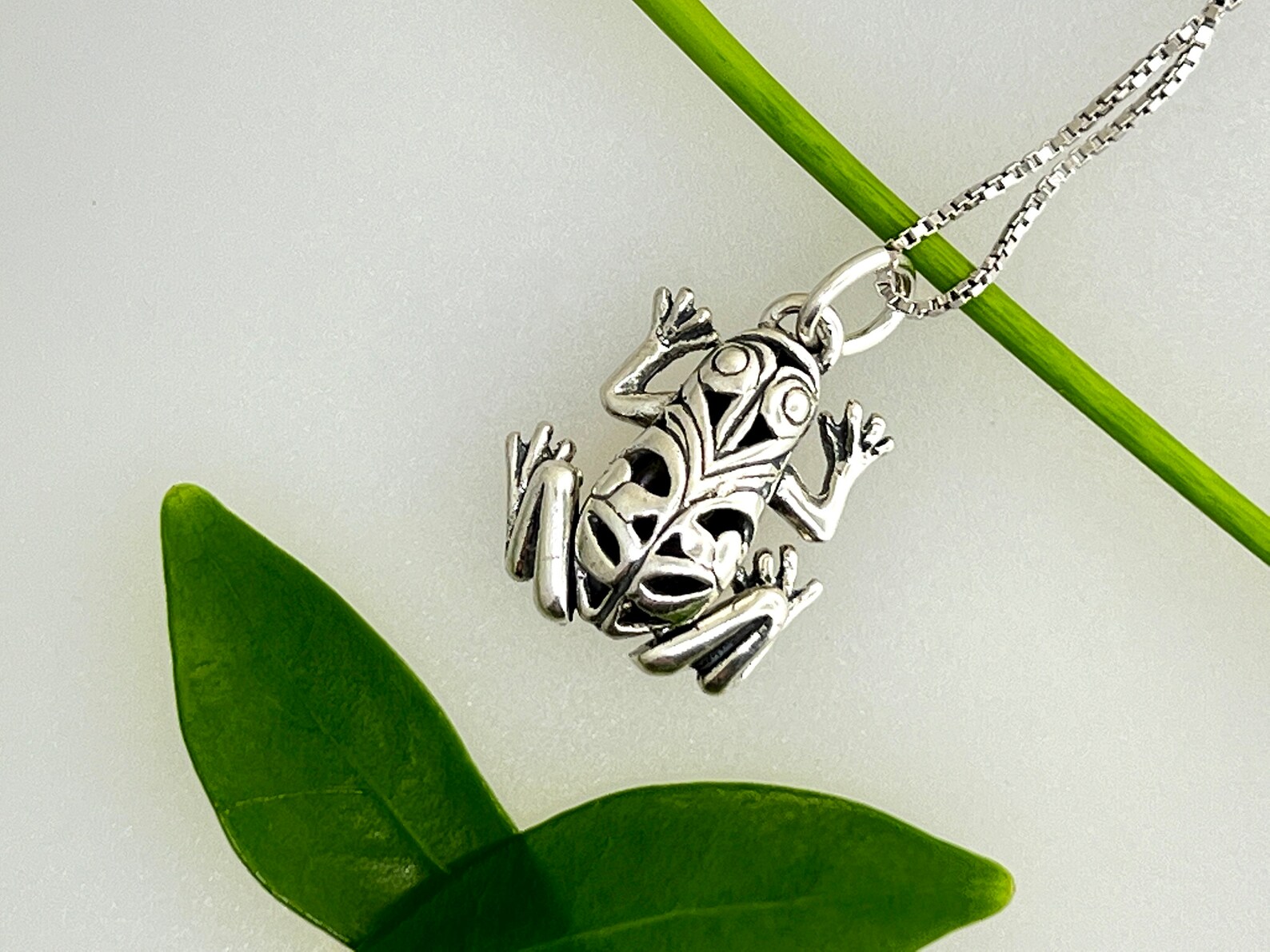 3D Articulated Sterling Silver Frog Pendant/ Silver Frog With - Etsy