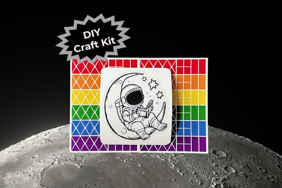 Astronaut & Moon Suncatcher Craft Kit - Outer Space Craft for Kids ...