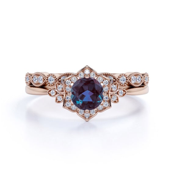 Vintage Alexandrite Bridal Set in 14K Rose Gold Flower Halo | Etsy