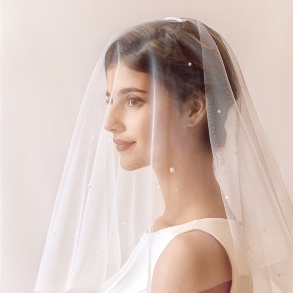 Short Wedding Veil - Etsy UK