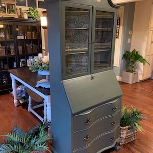SOLD !! *just an Example * Vintage Secretary Desk - Etsy