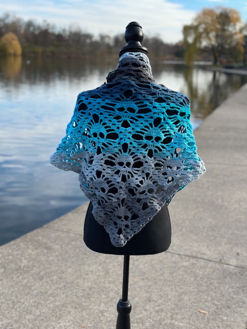 Lost Souls Skull Shawl - Etsy