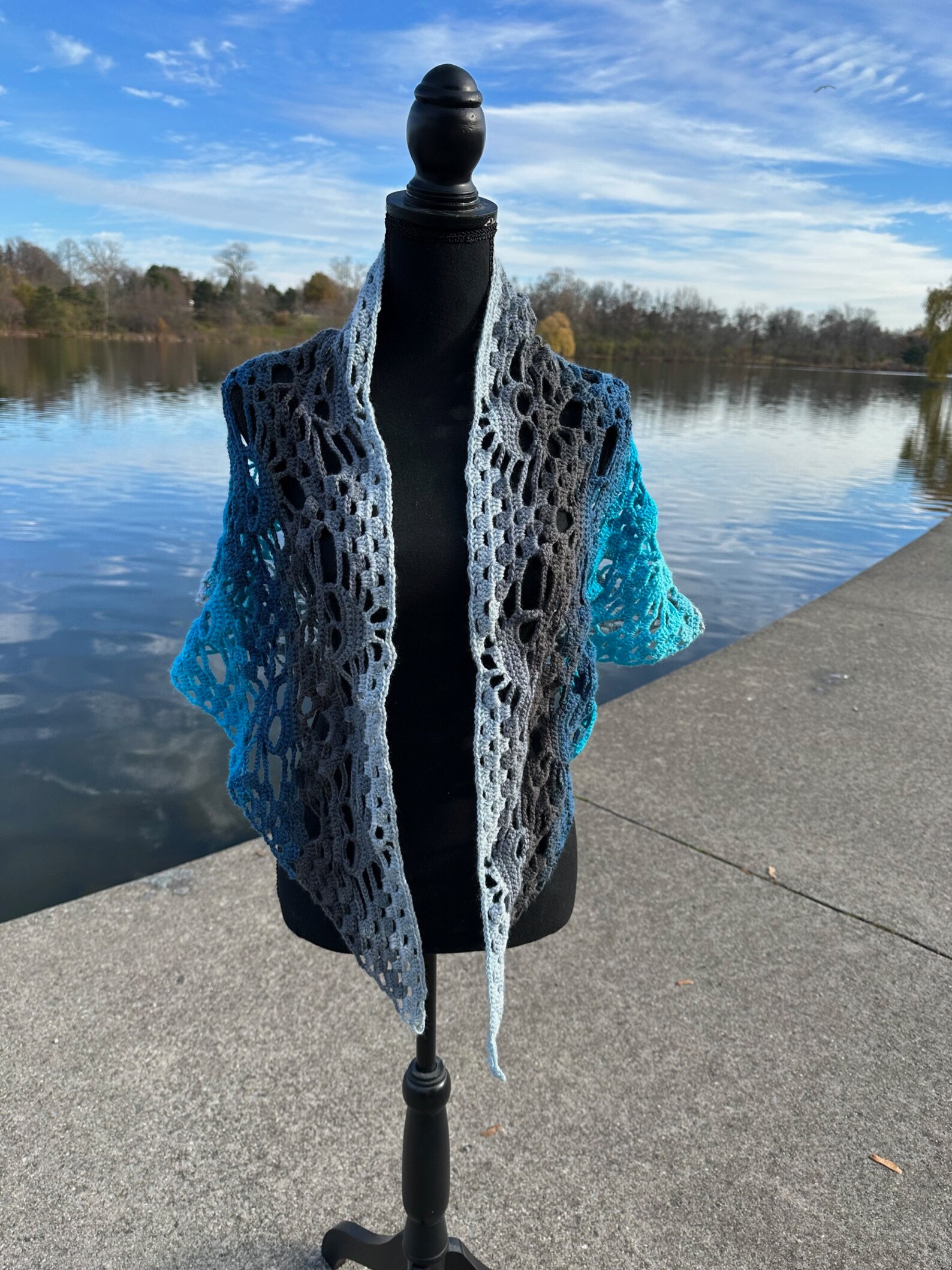 Lost Souls Skull Shawl - Etsy