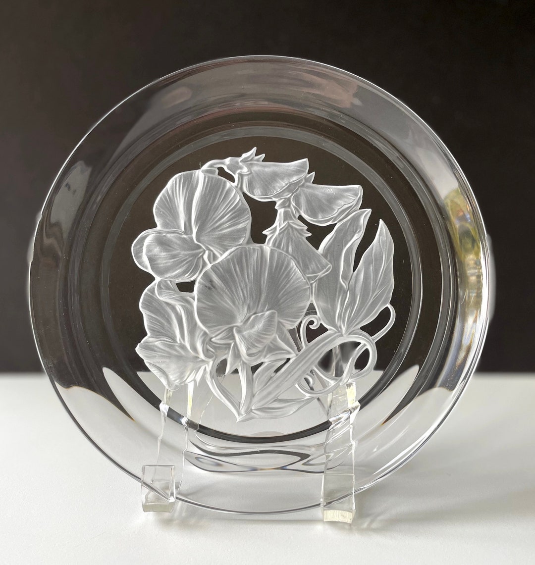 Vintage Hoya Crystal Flower Plate - Sweet Pea (april, Memories ...