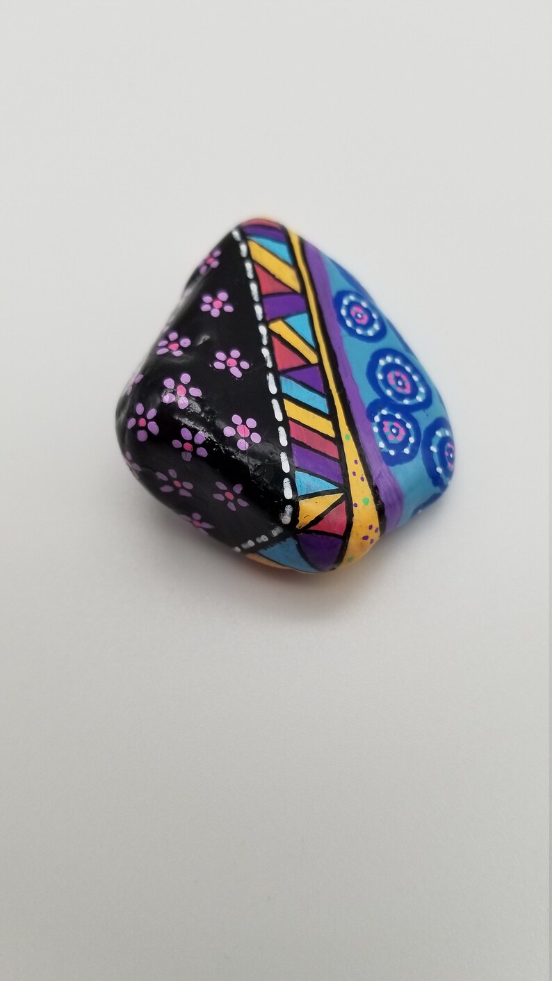 Hippie Rock - Handpainted Natural Stone. - Etsy