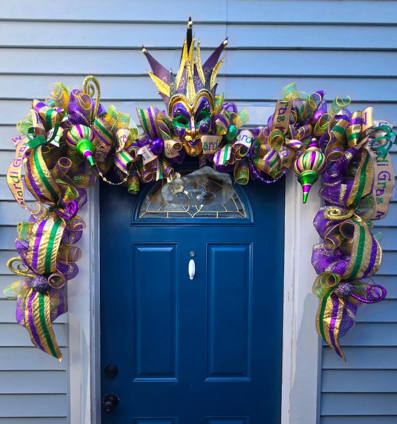 Mardi Gras Mask Garland, Metallic Gold, Purple, and Green - Etsy