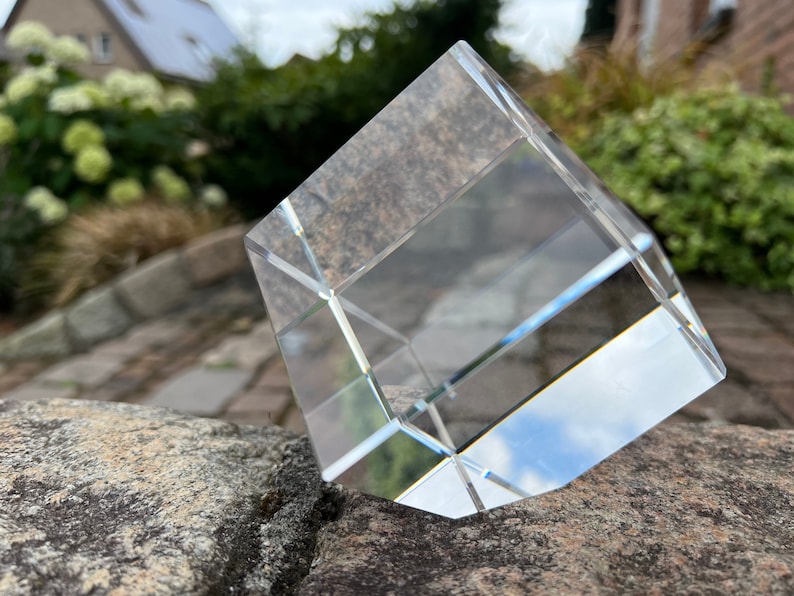 Akita Inu Crystal Cube With a Dog Engraved Crystal Cube - Etsy