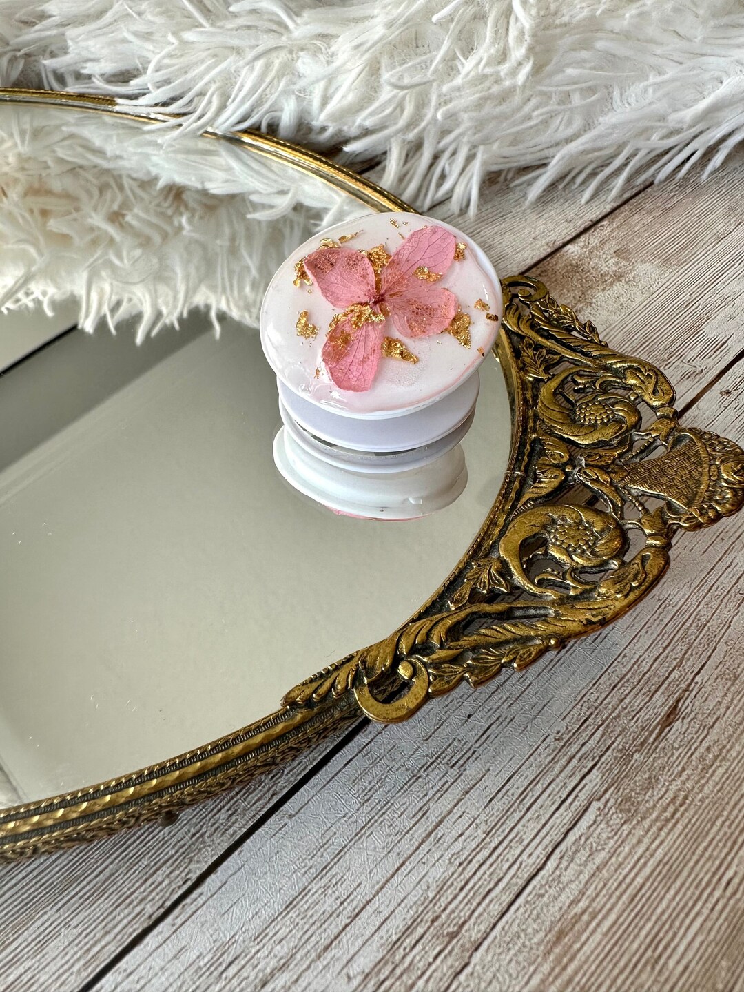 Pressed Flower Phone Stand Epoxy Resin Phone Grip Aesthetic Phone ...