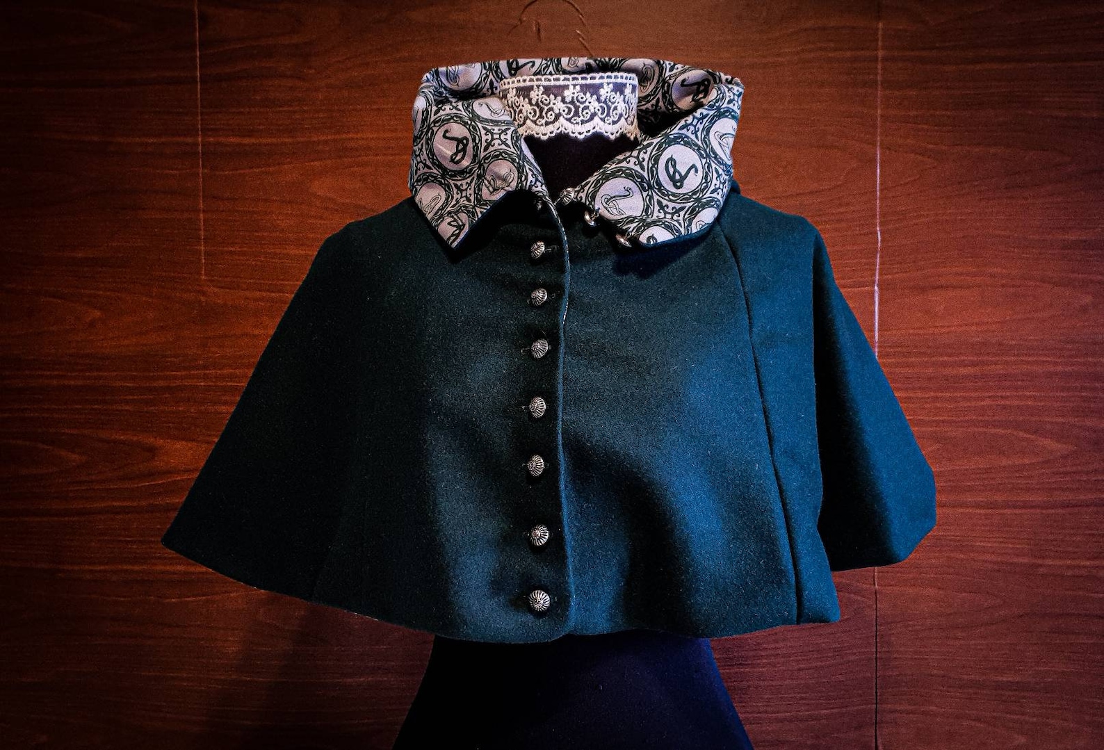 Medieval Liripipe Hood From the 14th Century Made of Wool and Printed ...