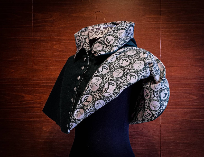 Medieval Liripipe Hood From the 14th Century Made of Wool and Printed ...