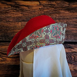 Bycocket, Medieval Wool Felt Cap With Lined Brim in Brocade Fabric ...