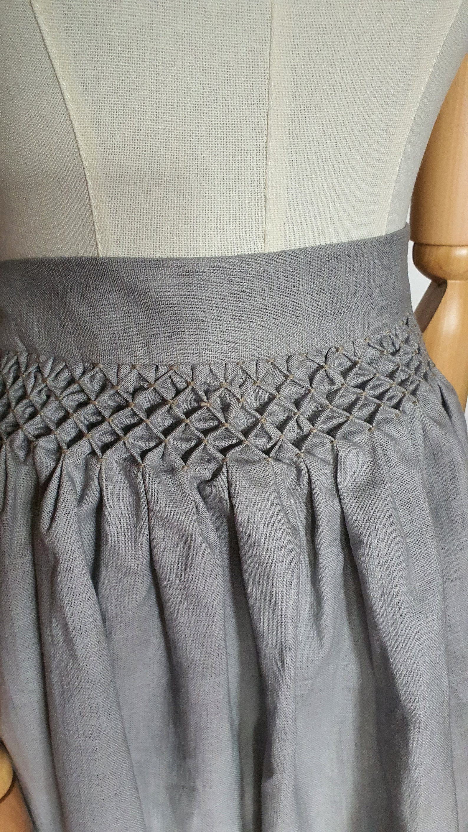 Medieval Honeycomb Smock Apron. 13th to 16th Century Linen Apron for ...