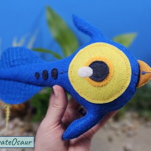 Peeper Plush - Subnautica Inspired Handsewn Plushie - Etsy