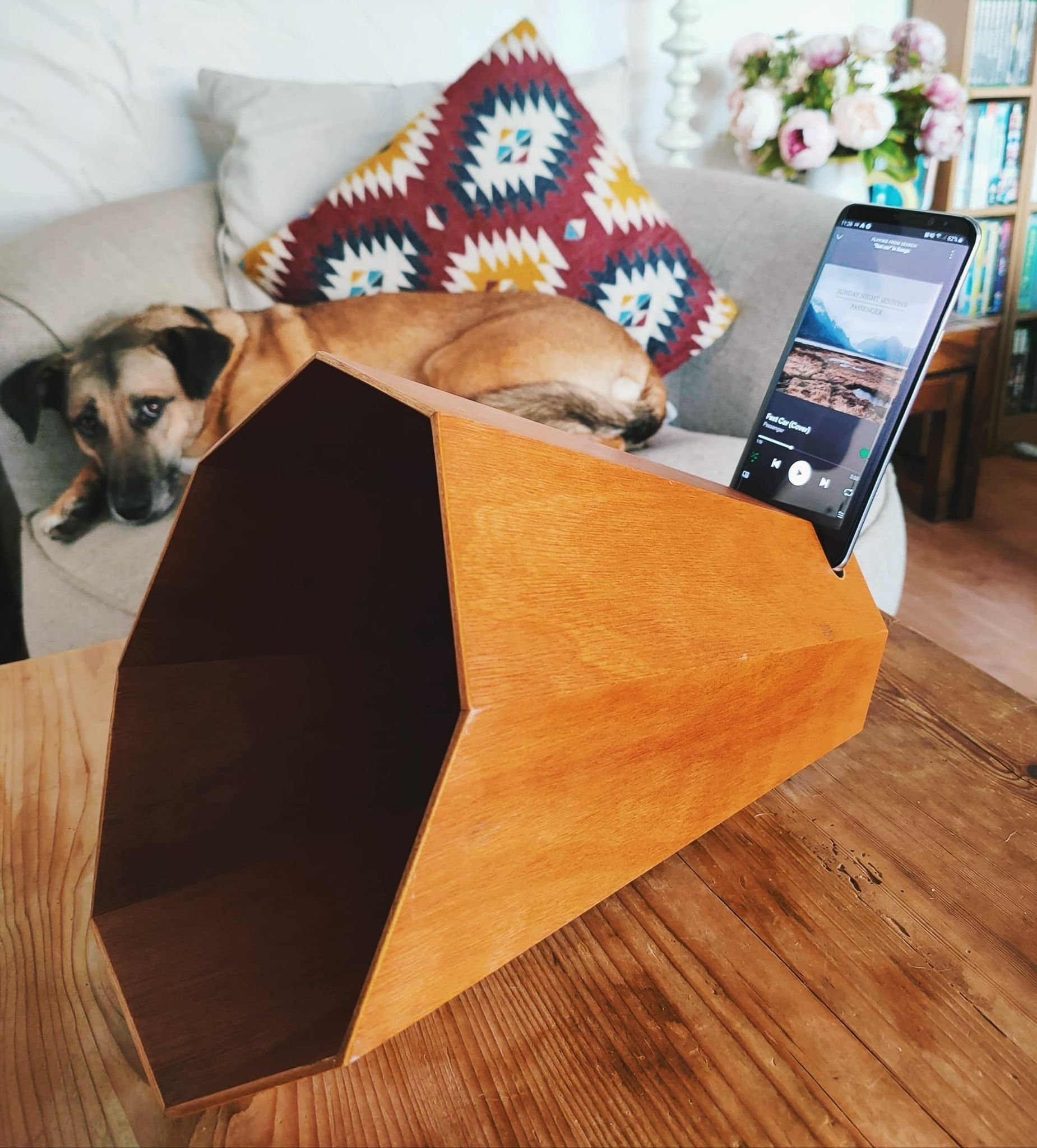 Wooden Phone Speaker // Non-electric Docking Station // Acoustic Wood ...