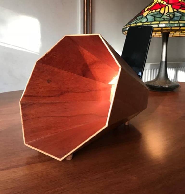 Wooden Phone Speaker // Non-electric Docking Station // Acoustic Wood ...