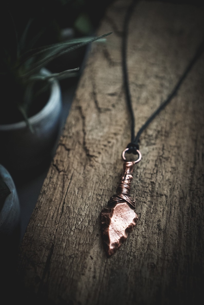 Small Spearhead Pendant With Enclosed Agate Stone - Copper ...