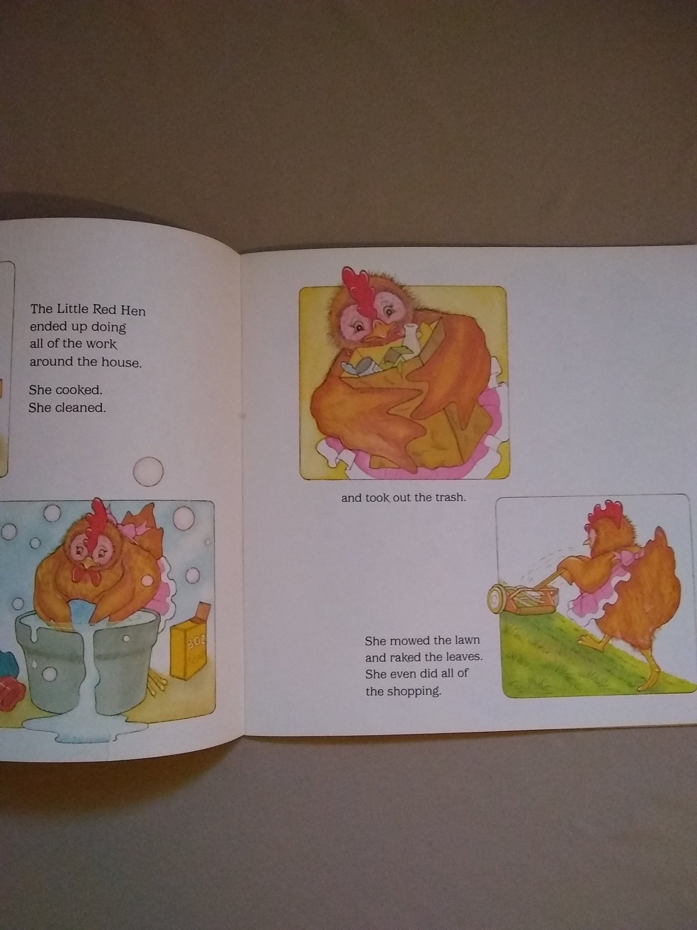 The Little Red Hen By Lucinda Mcqueen